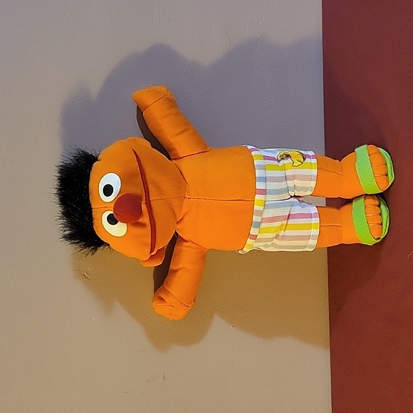 Sesame Street | Toys | Collectible Sesame Street Beach Ernie Push Toy ...